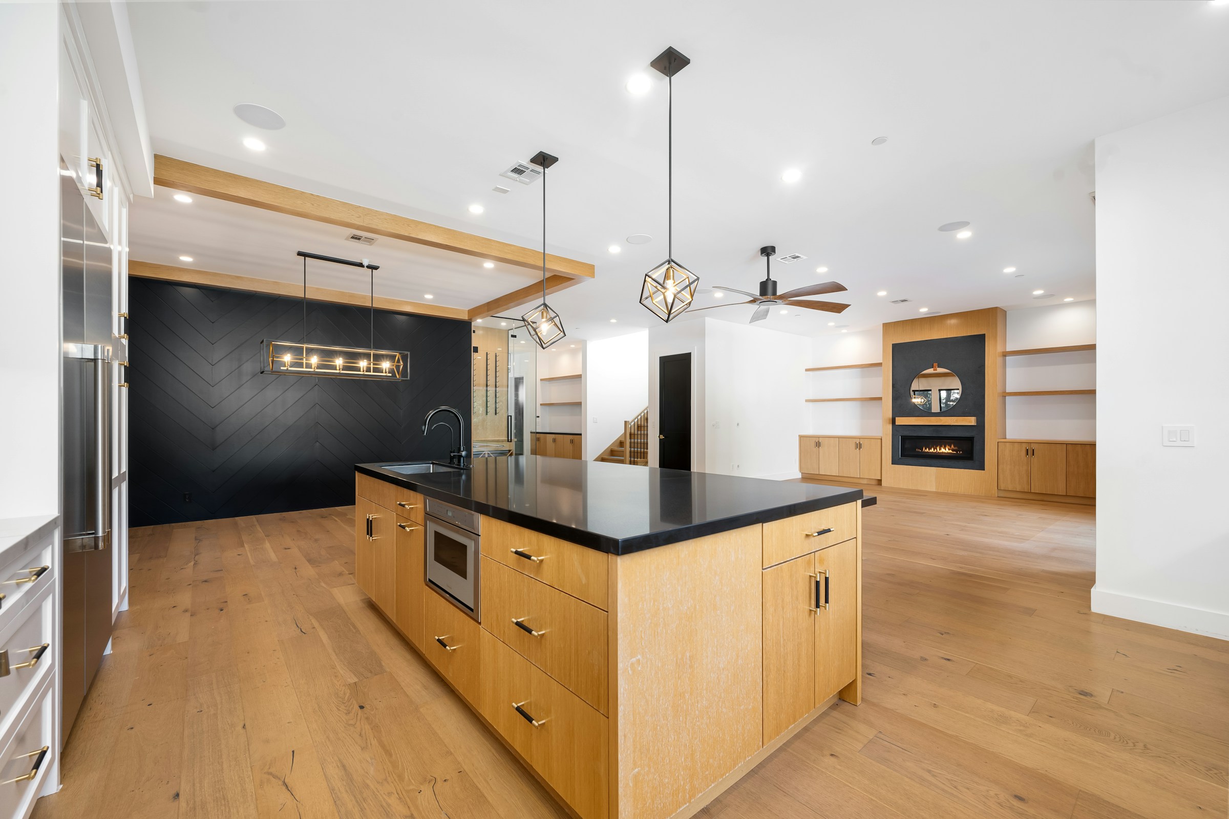 What Makes One Quartzite Slab Better Than Another? | Tez Marble